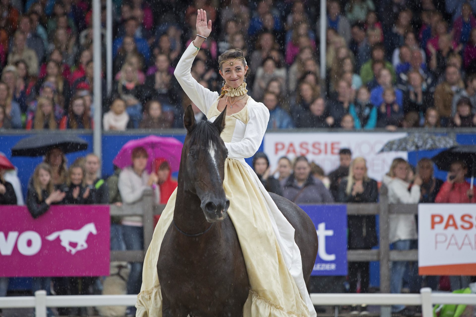 Bitloos rijden met GP-amazone Alizée Froment - Horse Event